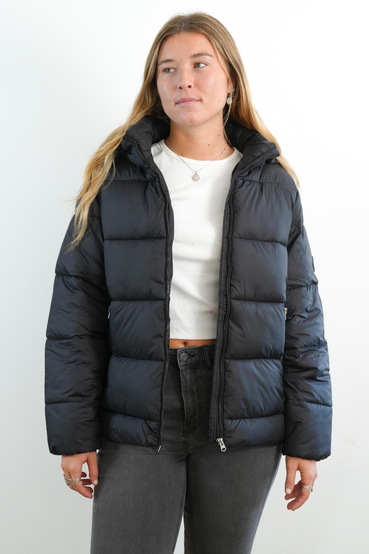 Santa Barbara Outfitters - CAMPERA PUFFER CON CAPUCHA MUJER
