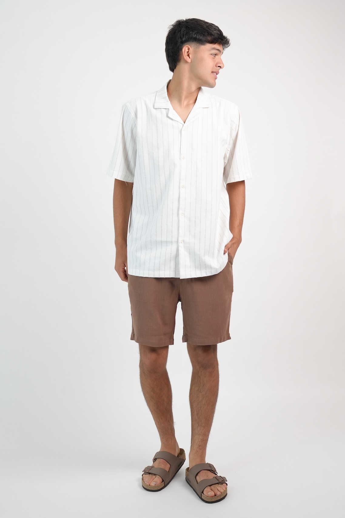 Santa Barbara Outfitters - SHORT CLASICO LINO